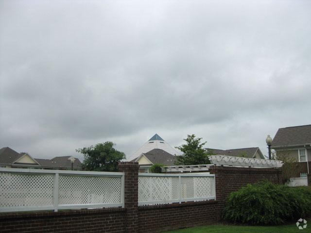 The Metropolitan and Greenlaw Place Apartm... Apartments - Memphis ...