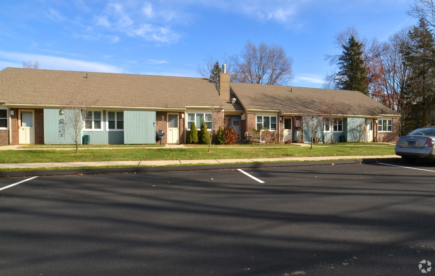 Maple Village Apartments - Unionville, CT | After55