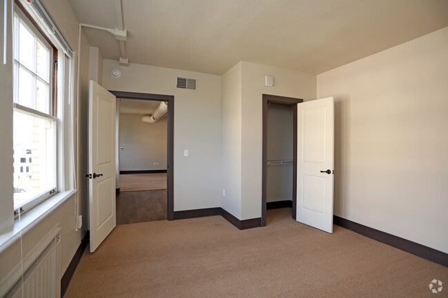 Tammen Hall Senior Living 62+ Income Restrict Apartments - Denver, CO ...