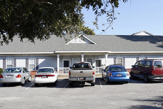 Villas at Swansgate Apartments - Myrtle Beach, SC | After55