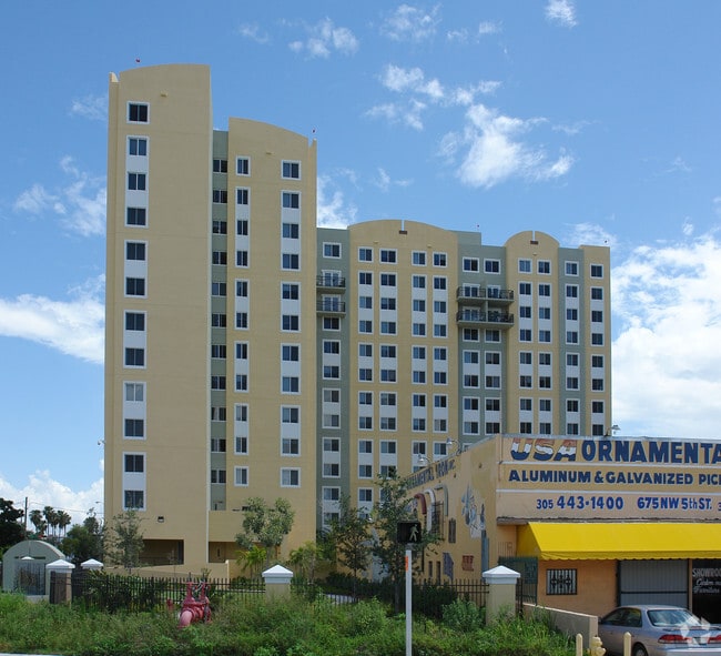 Tuscan View Apartments - Miami, Florida - 0 unit available | After55