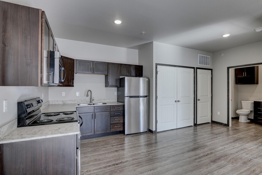 24 Eleven Jackson - Joplin, MO | After55