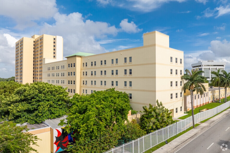 Ward Tower II - Miami, FL | After55