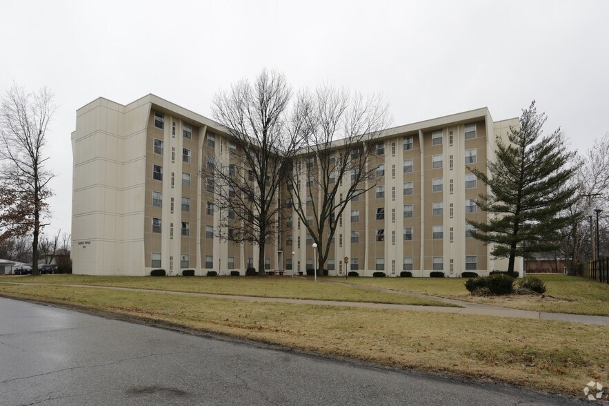 Mission Towers - Topeka, KS | After55