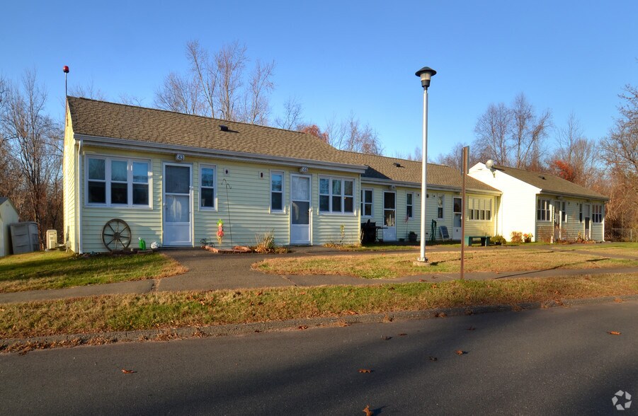 Park Hill - Broad Brook, CT | After55