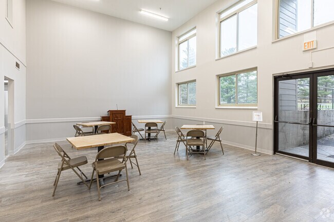 Winton House Apartments - Cincinnati, Ohio - 8 units available | After55