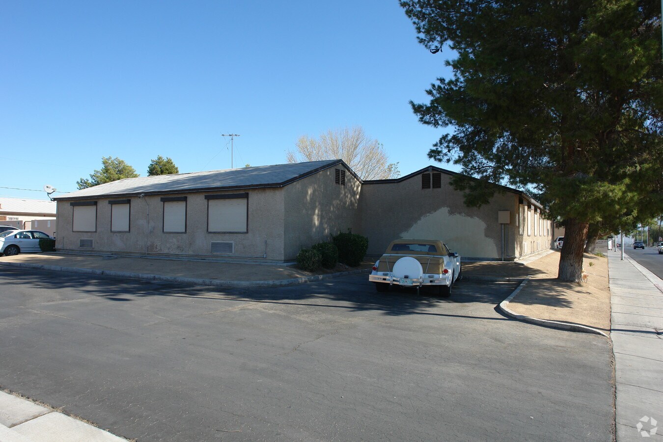 Ruby Duncan Manor Apartments - Las Vegas, NV | After55