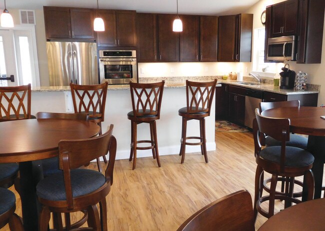 The Spinney at Pond View Apartments - Castleton On Hudson, New York - 0 ...