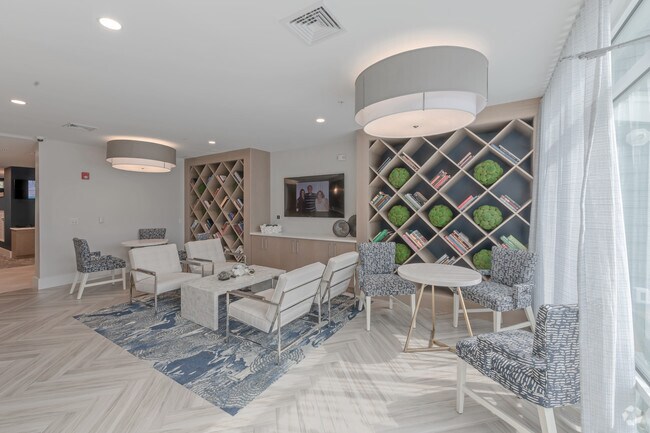 Everleigh Cape Cod- Age 55+ Active Adult Apartments - Hyannis ...