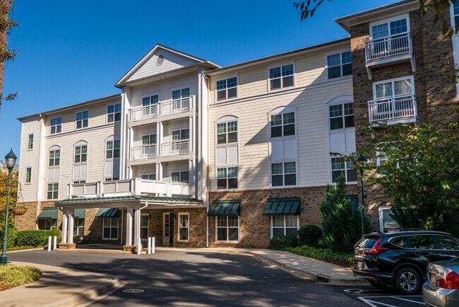 Springcroft at Ashley Park Apartments - Charlotte, NC | After55