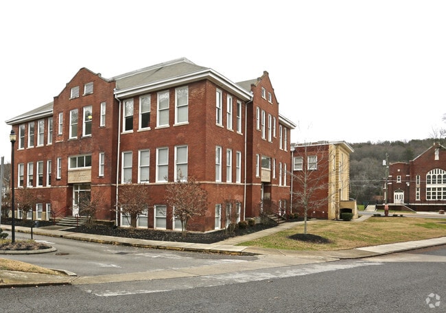 St Elmo Apartments - Chattanooga, Tennessee - 2 units available | After55