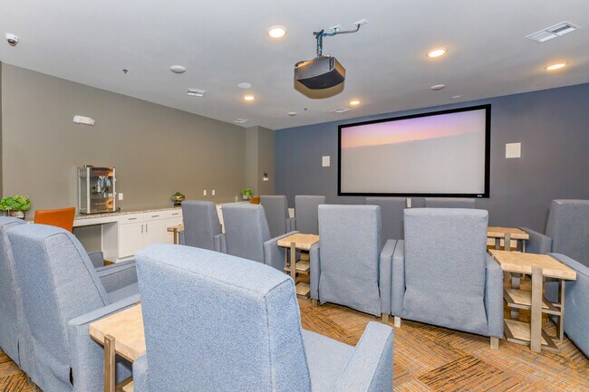 Retreat at Barbers Hill Apartments - Mont Belvieu, Texas - 22 units ...