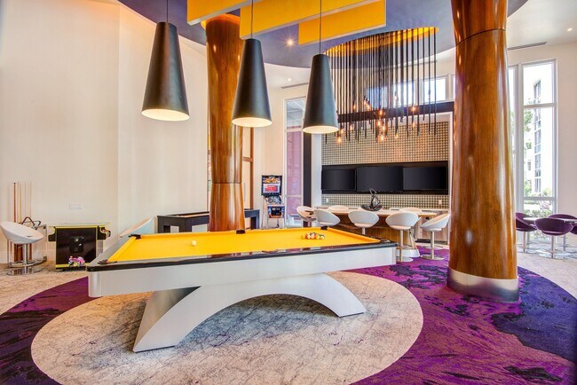 Windsor at Pembroke Gardens Apartments - Pembroke Pines, Florida - 20 ...