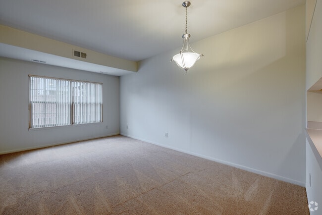 Carrington Place Senior Apartments - Farmington Hills, Michigan - 1 ...