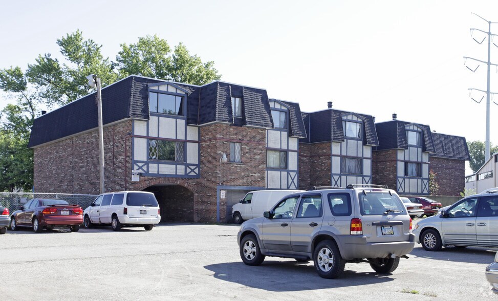 Louden Park Apartments - Cincinnati, OH | After55