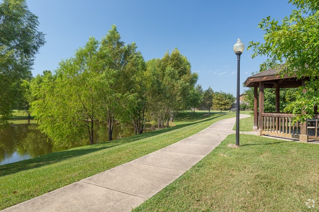 Mallard Crossing Apartments - Baton Rouge, Louisiana - 2 units ...