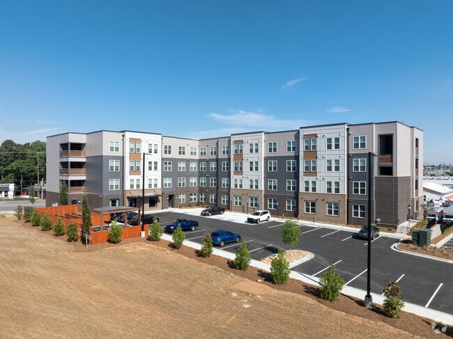 Banberry Apartments - Marietta, GA | After55