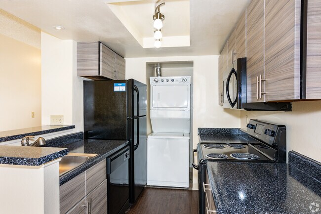 ReNew Foothills Apartments - Fort Collins, Colorado - 7 units available ...