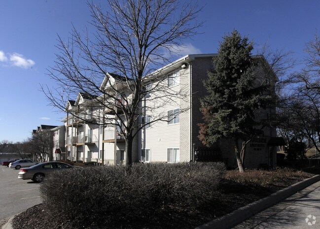 Parkside Apartments - Omaha, Nebraska - 1 unit available | After55