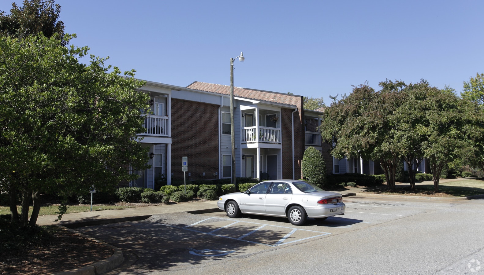 Landwood Ridge Apartments - Greenville, SC | After55