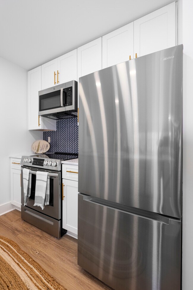 Clairmont Crest - 55+ Active Adult Apartments - Decatur, GA | After55