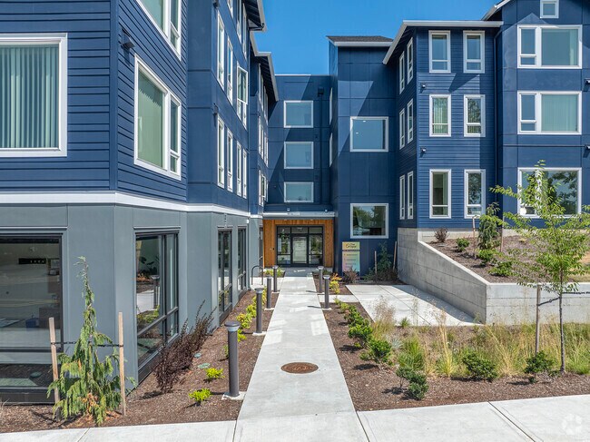 The Opal Apartments - Portland, Oregon - 14 units available | After55