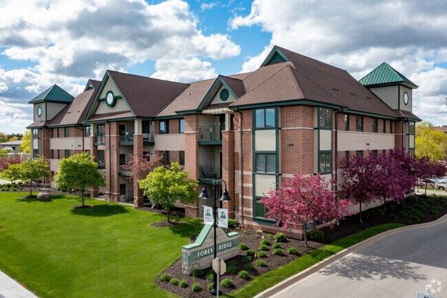 Forest Ridge Senior Community Apartments - Hales Corners, Wisconsin ...