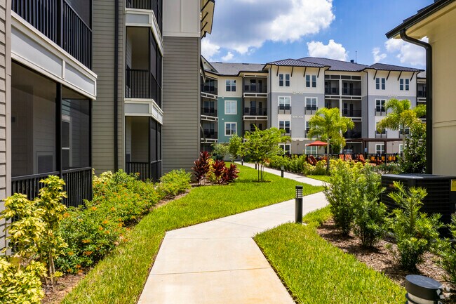 The Pointe at Siena Ridge 55+ Active Adult... Apartments - Davenport ...