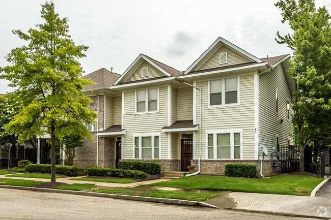 The Metropolitan and Greenlaw Place Apartm... Apartments - Memphis ...