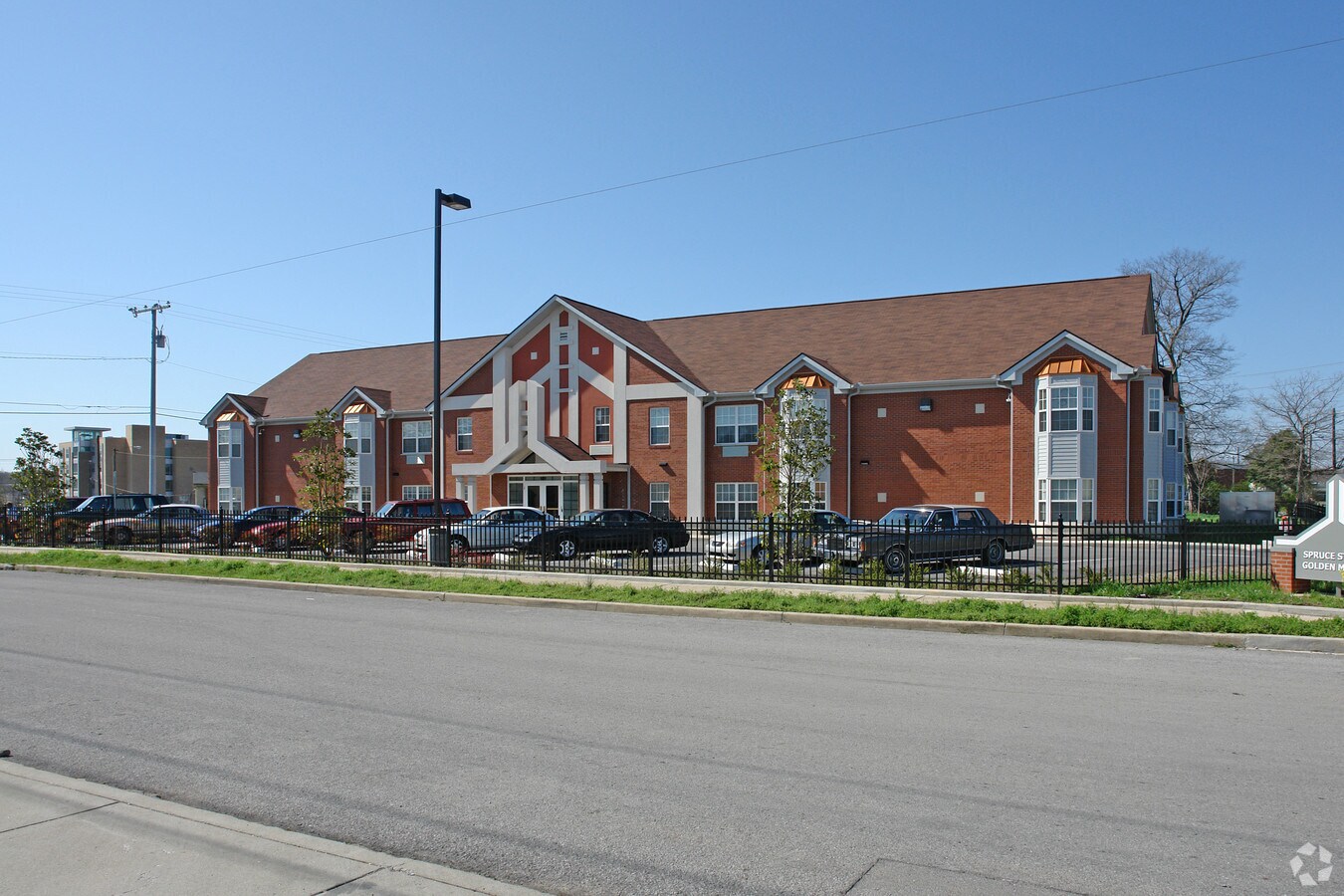 Spruce Street Golden Manor Apartments - Nashville, Tennessee - 0 unit ...