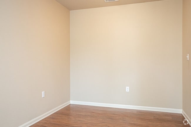 Mallard Crossing Apartments - Baton Rouge, Louisiana - 4 units ...