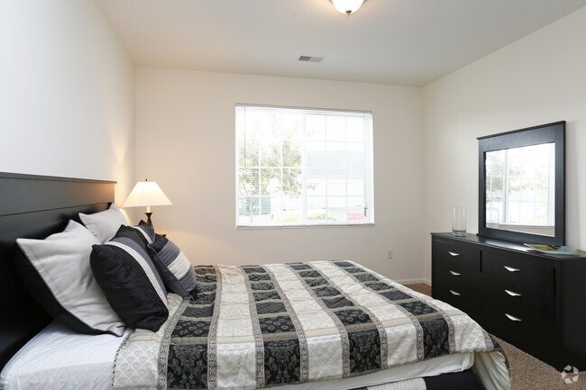 Hidden Ridge Apartments - South Park, Pennsylvania - 4 units available ...