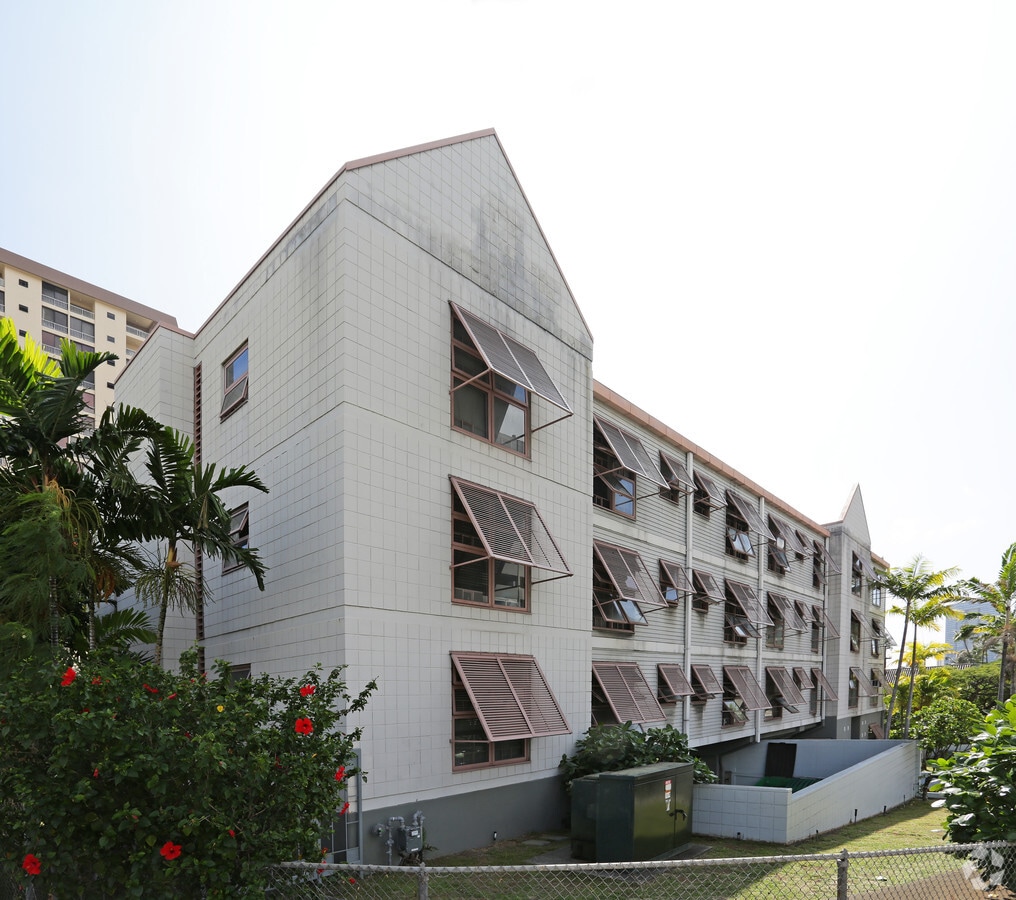 Kulaokahua Apartments - Honolulu, Hawaii - 0 unit available | After55