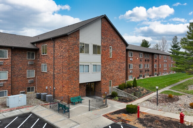 Winton House Apartments - Cincinnati, OH | After55