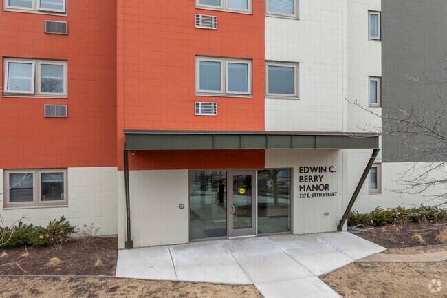 Berry Manor Apartments - Chicago, IL | After55