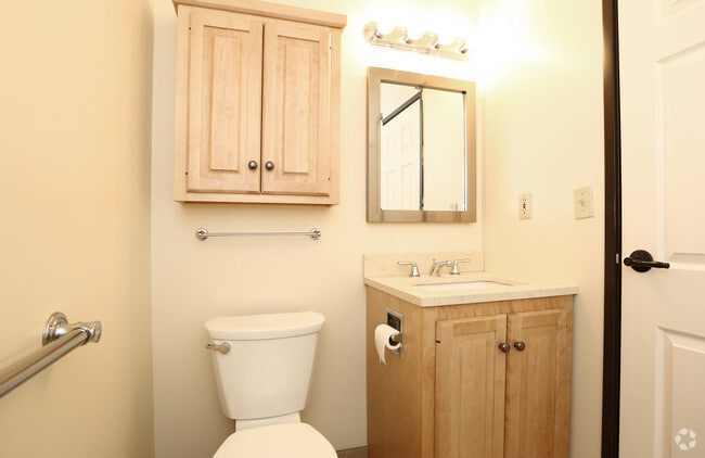 Woodrow Wilson Apartments - Middletown, Connecticut - 1 unit available ... Woodrow Wilson Apartments - Middletown, Connecticut - 1 unit available ...