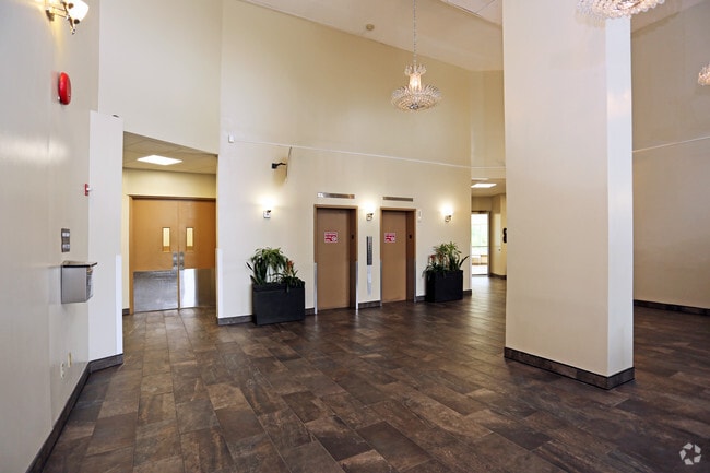 Phillip Murray House - For 62 yrs+ Apartments - Philadelphia ...