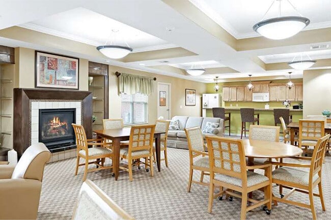 RESERVE AT LAKEVIEW Apartments - Decatur, IL | After55