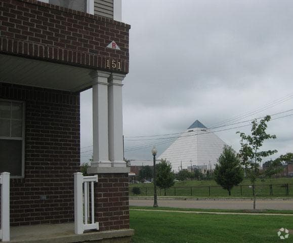 The Metropolitan and Greenlaw Place Apartm... Apartments - Memphis ...