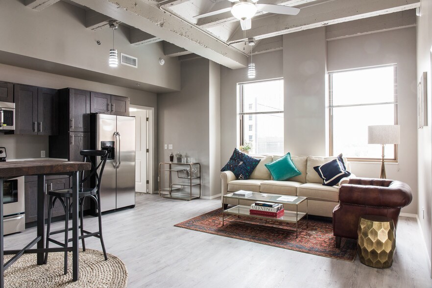 Art Deco Lofts & Apartments - Tulsa, OK | After55